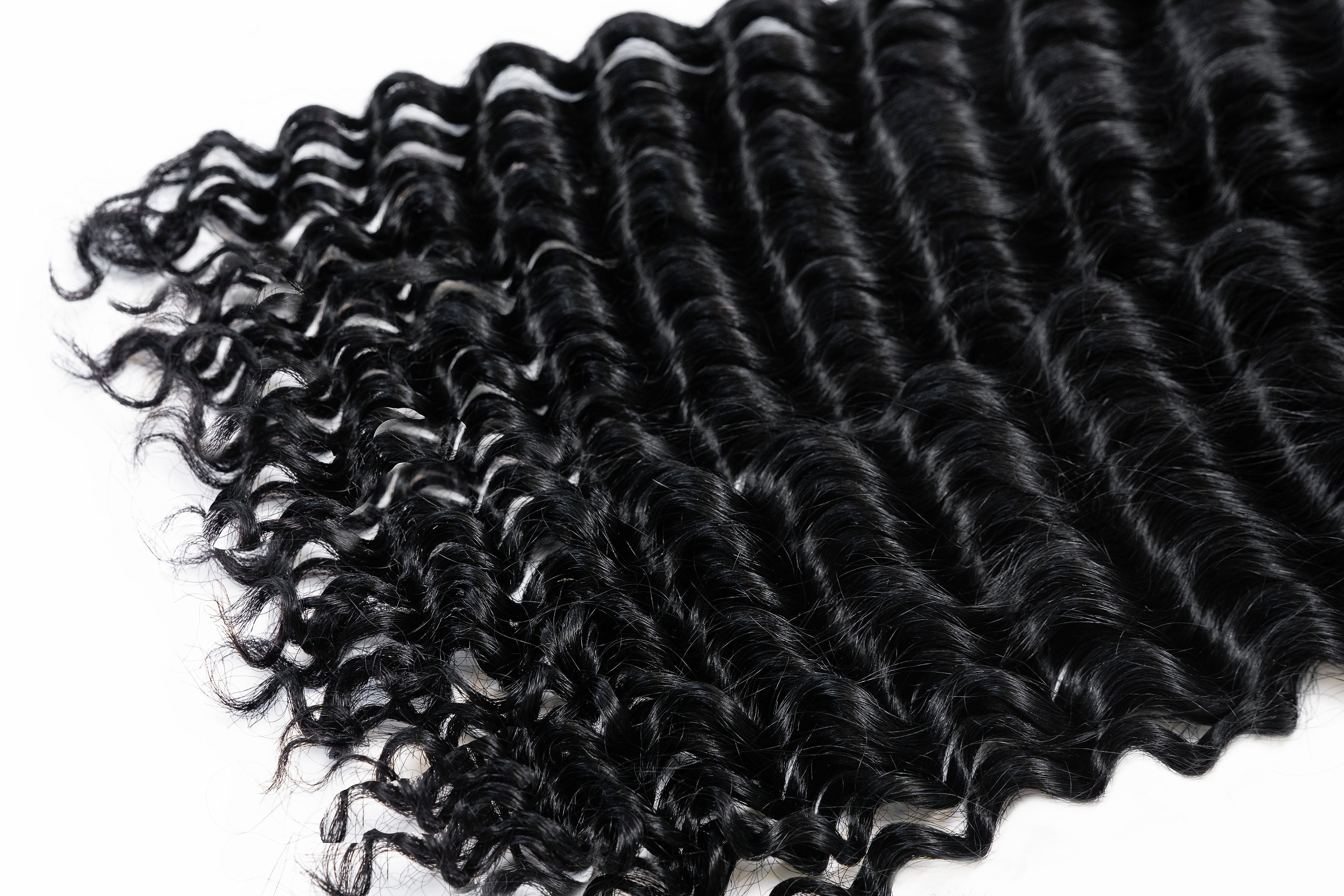Naturally Curly Weft – Perfect Distraction